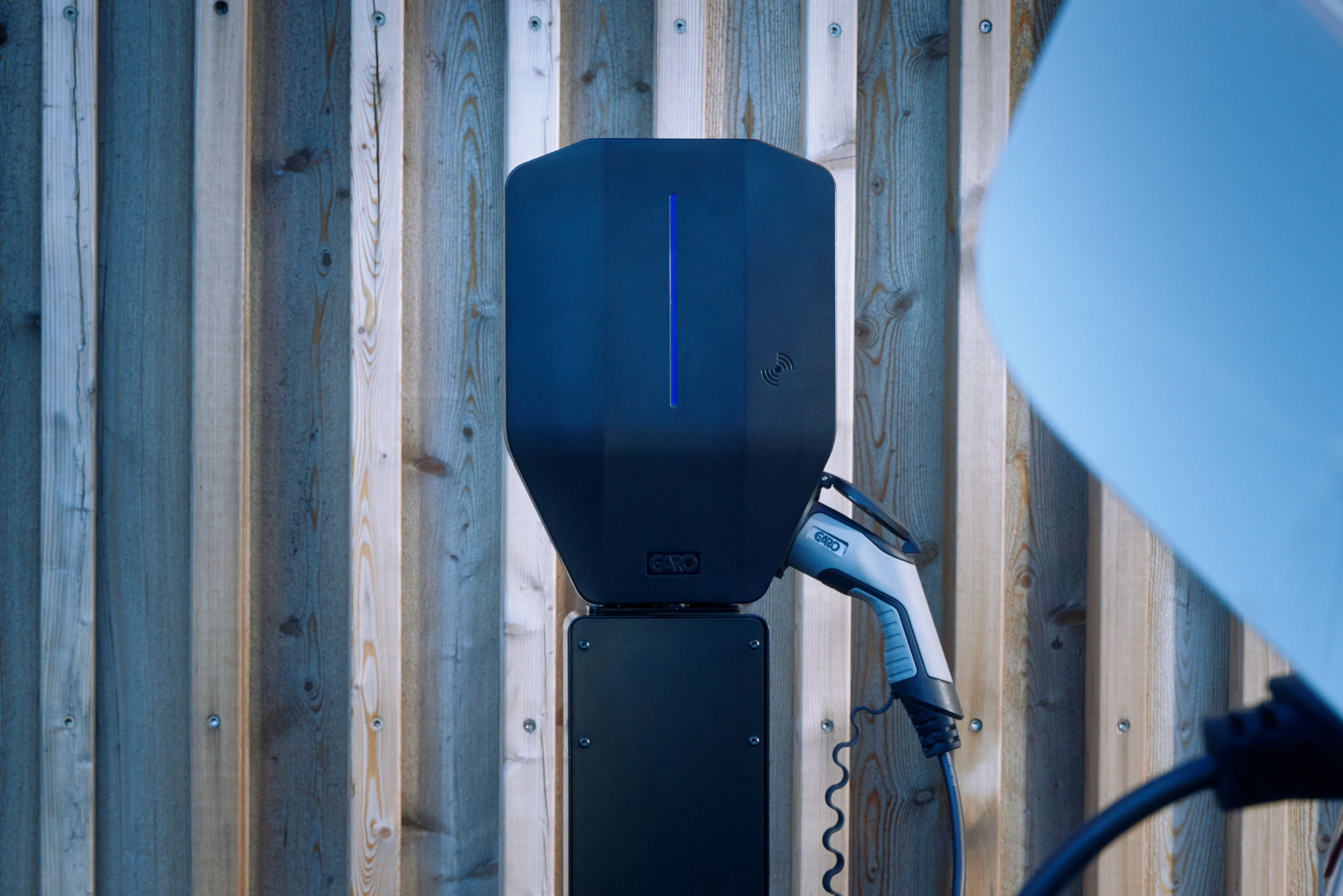 GARO showcase NEW Entity Charging Station at Fully Charged LIVE 2023 ...